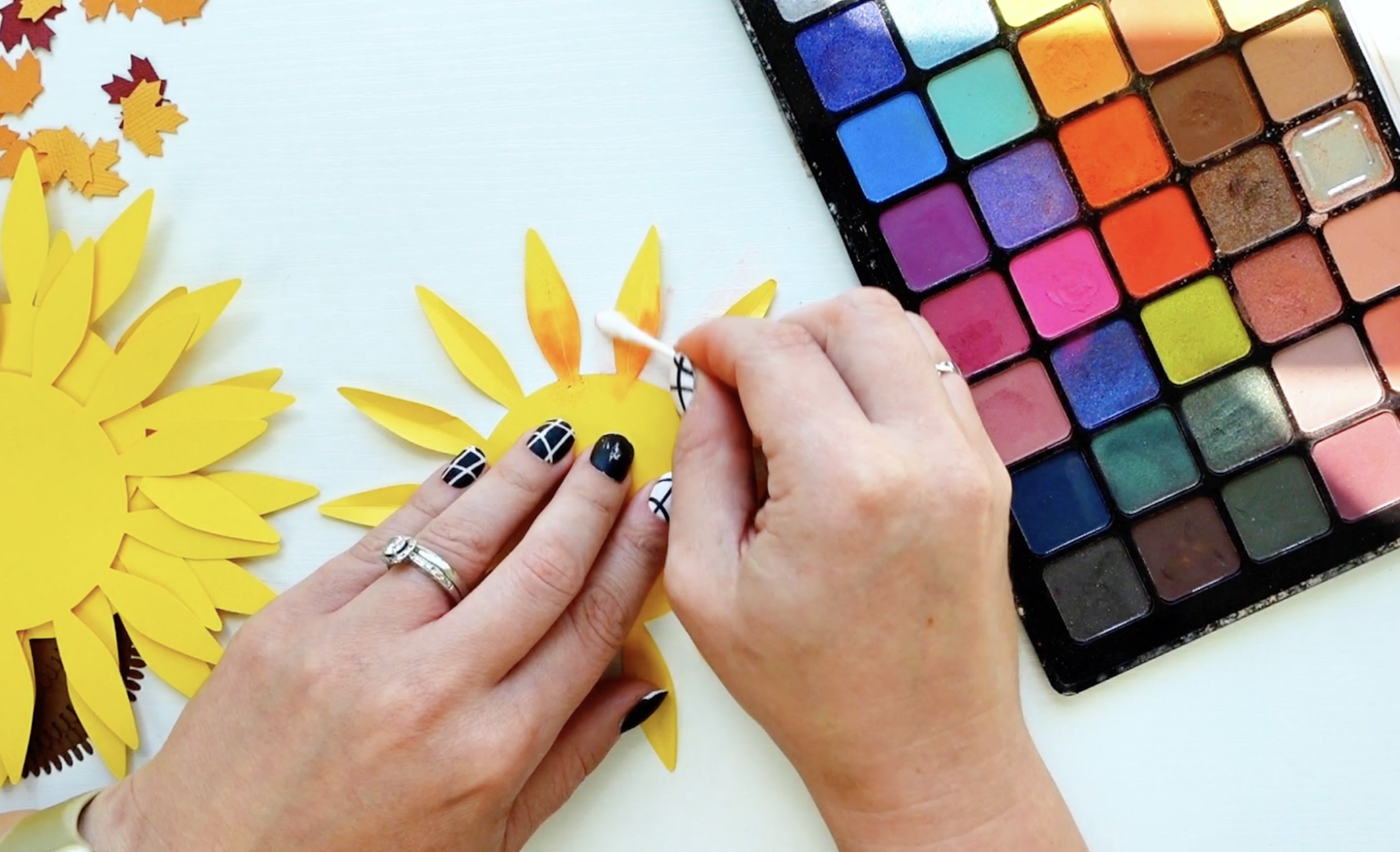 3D Paper Sunflower SVG | A Free Design for Your Fall Creations ...