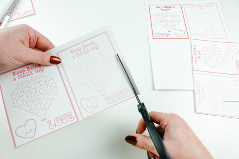 Valentines Maze Printable | 14 Free Card Templates for Kids - Dinosaur Mama