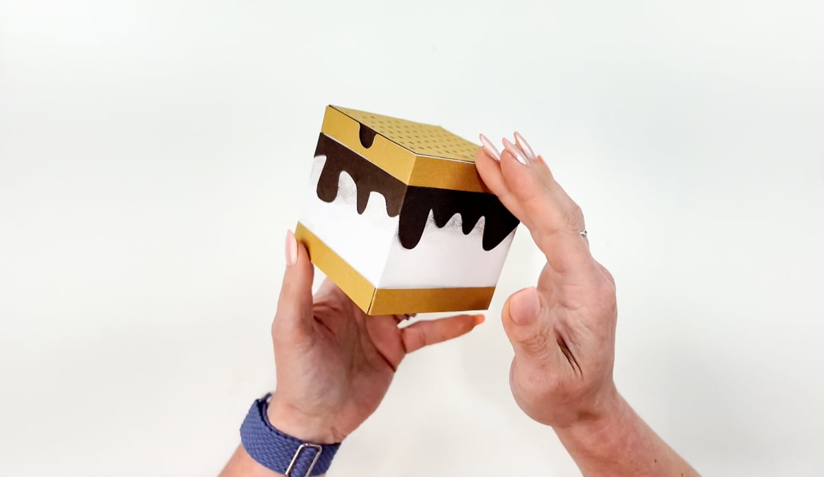 Smores SVG Free Download for Cricut | 3D Box File - Dinosaur Mama