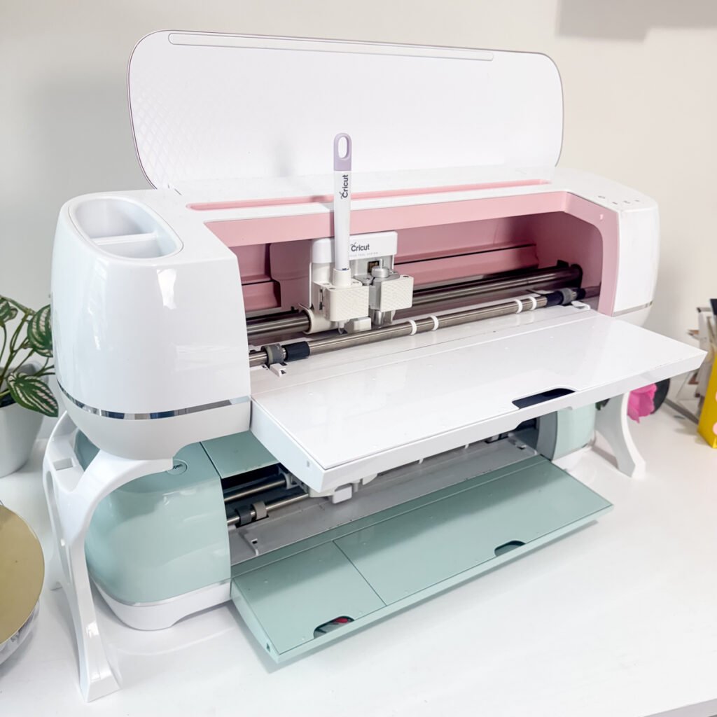 Cricut Design Space for Beginners 2025 Tutorial: Part 1 - Dinosaur Mama